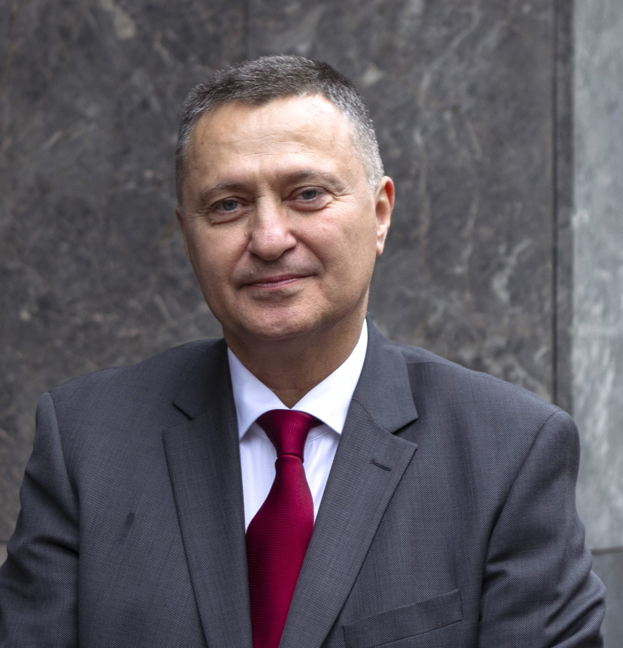 Miroslav Ilić: Rektor Novosadskog univerziteta Dejan Madić hitno da ...